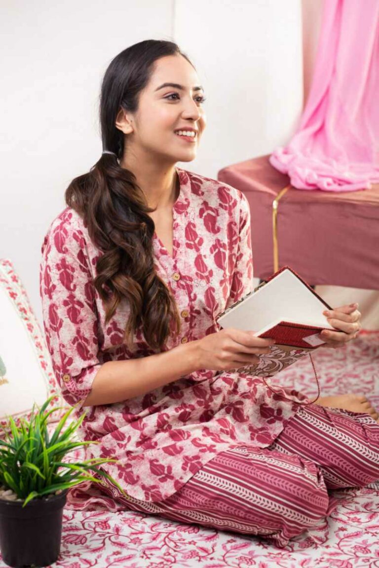 Buy Irresistible DE159 Lalima Cotton Jammies Set Online | Kusvaa