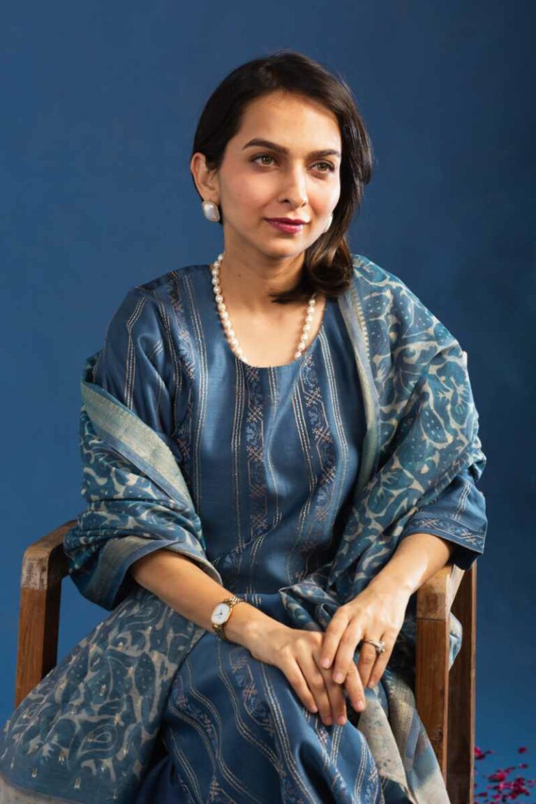 Buy Tantalizing WS1070 Althia Chanderi Complete Suit Set Online | Kusvaa