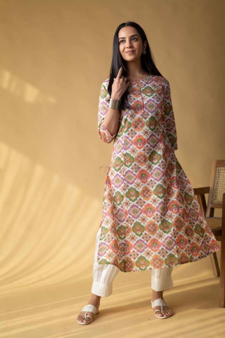 Buy Adorable VCR267 Tasha Cotton Handblock Print Kurta Online | Kusvaa