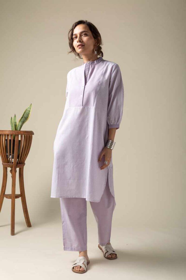 Buy Adorable WKR011 Aarohi Handloom Cotton Kurta Online | Kusvaa