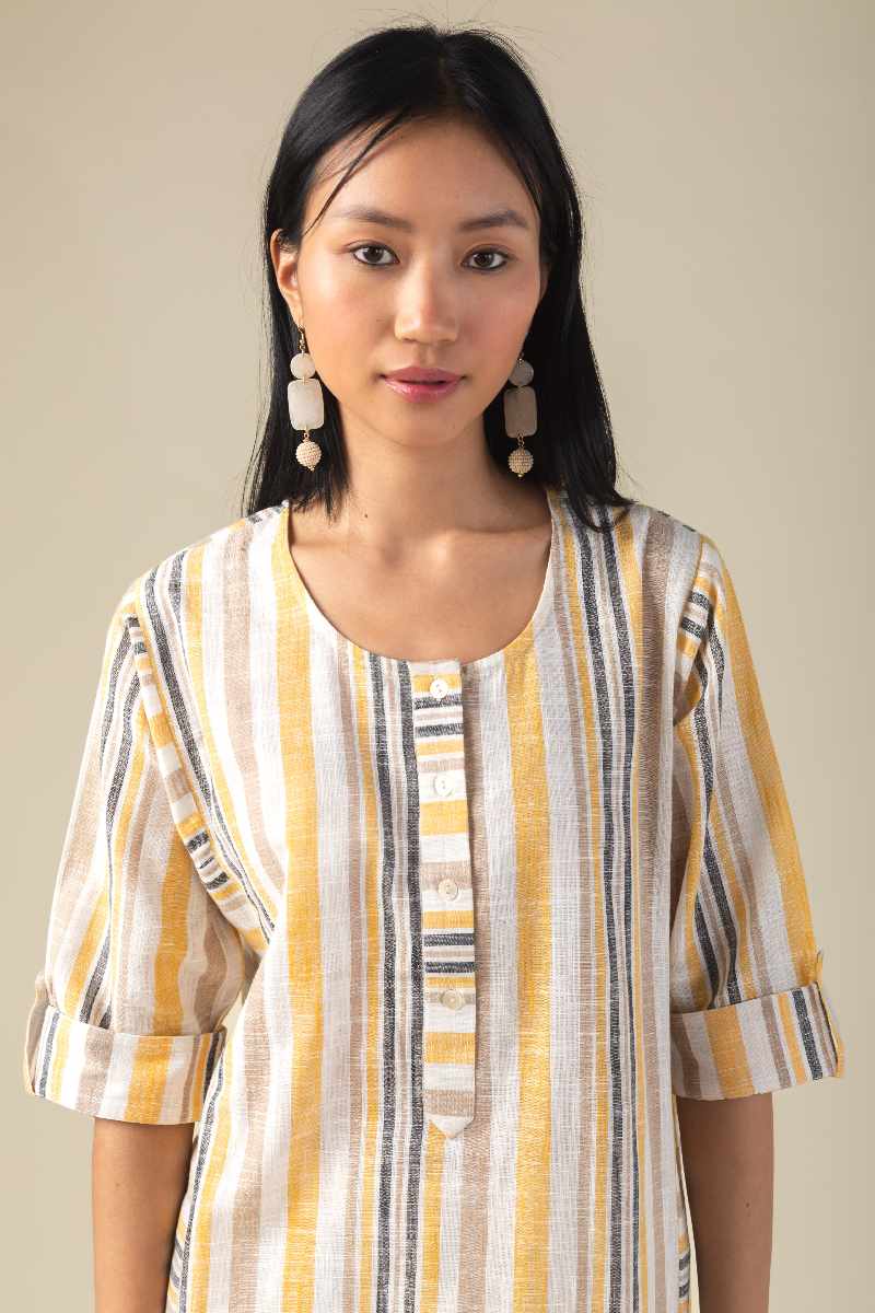 Buy Adorable WKR011 Aarohi Handloom Cotton Kurta Online | Kusvaa