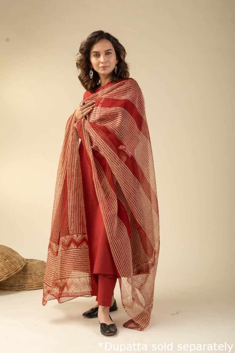 Buy Exquisite COOD049 Megha Cotton Kurta Pant Set Online | Kusvaa