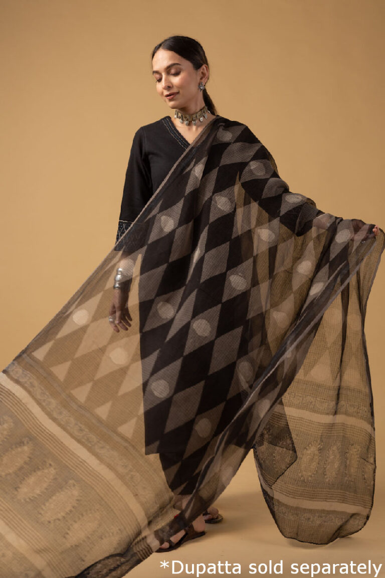 Buy Elite WKR103 Samvidha Handloom Cotton Kurta Online | Kusvaa