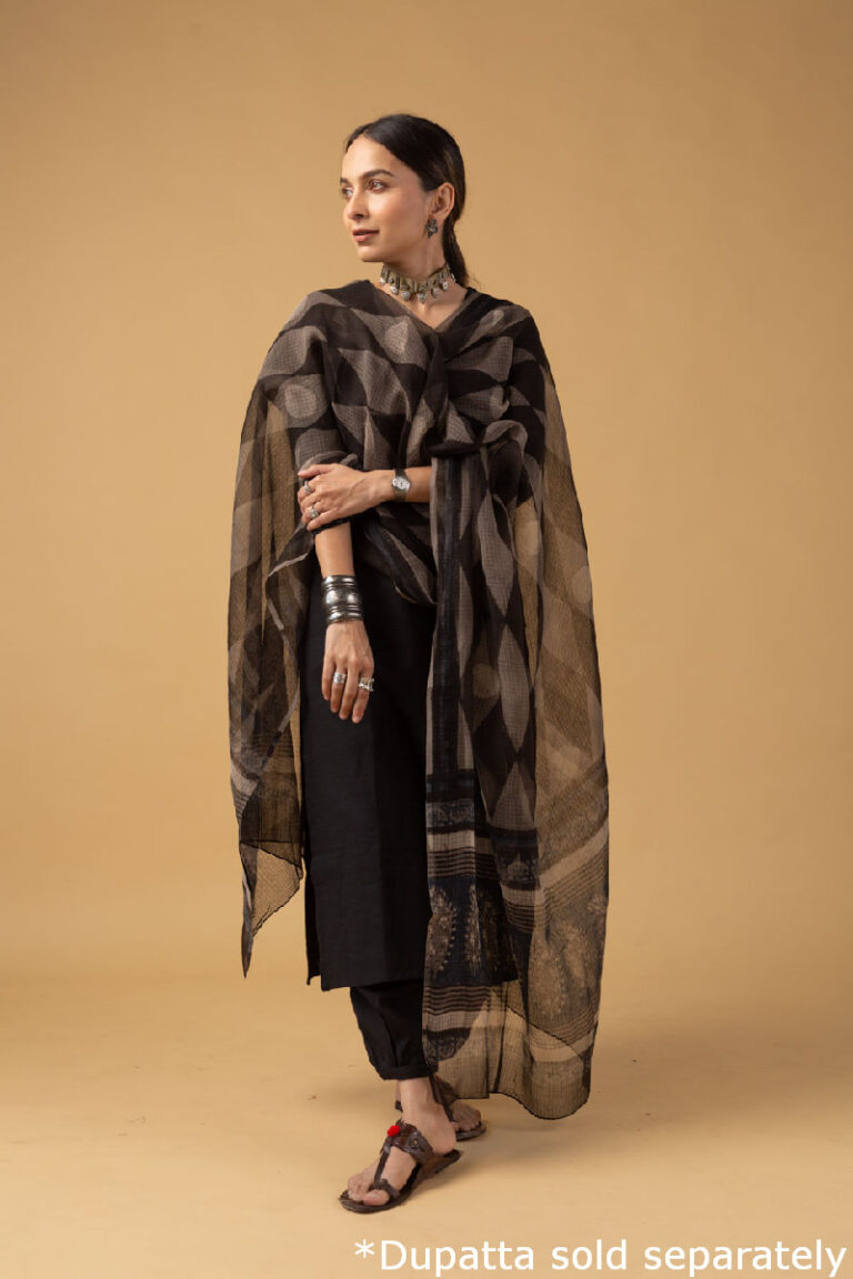 Buy Elite WKR103 Samvidha Handloom Cotton Kurta Online | Kusvaa