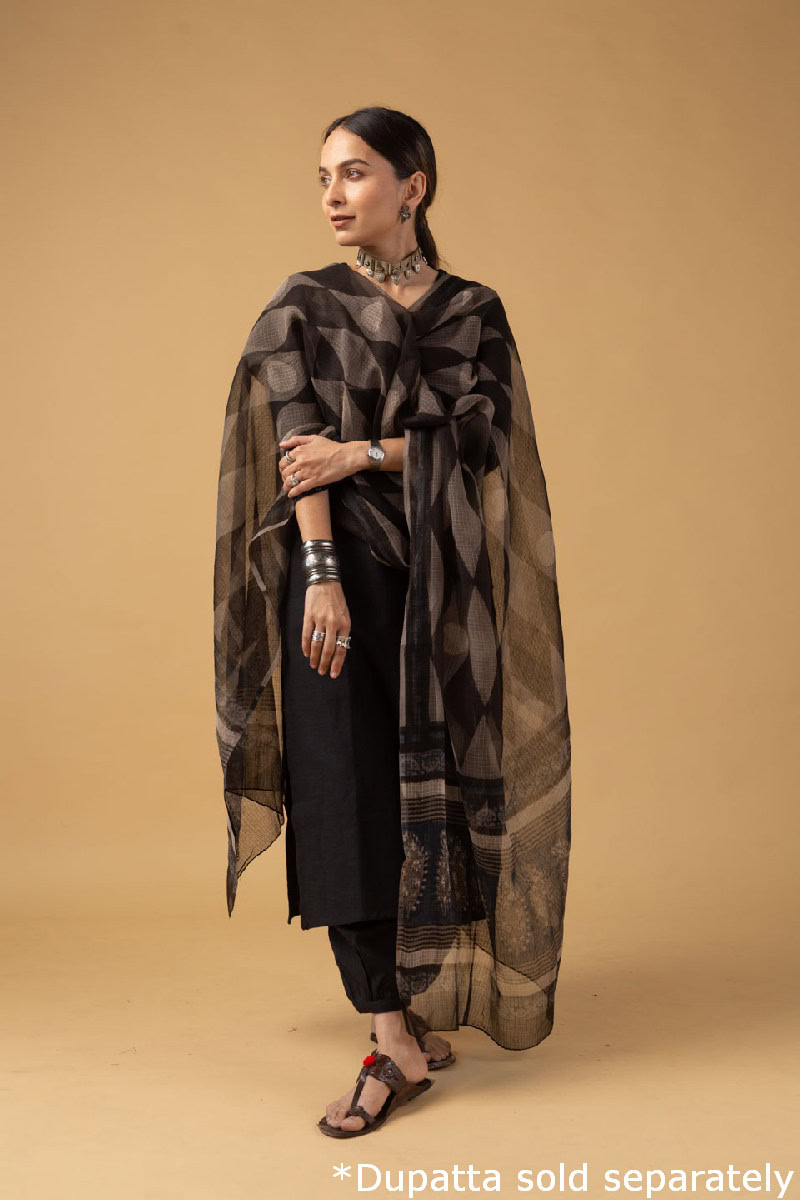 Buy Spectacular WKR099 Charul Handloom Cotton Kurta Online | Kusvaa
