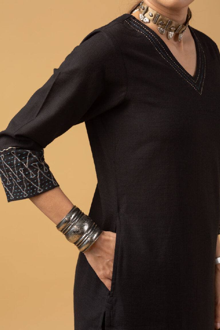 Buy Elite WKR103 Samvidha Handloom Cotton Kurta Online | Kusvaa